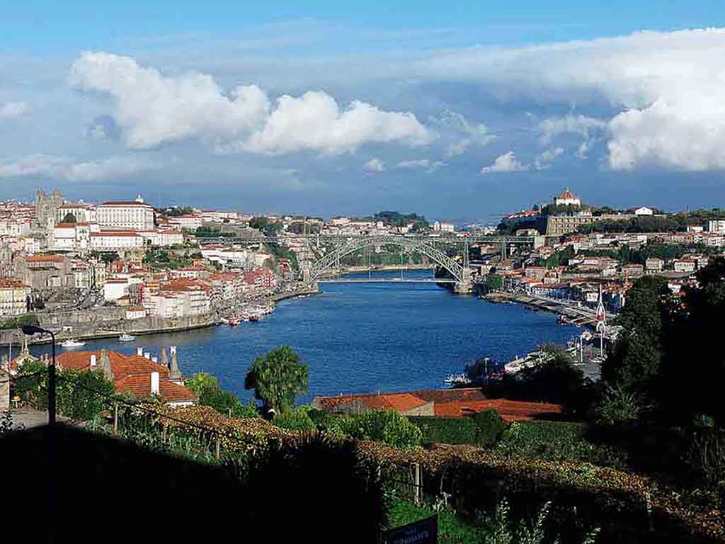 Hotel Mercure Porto Gaia in Vila Nova de Gaia from £51 - Trabber Hotels